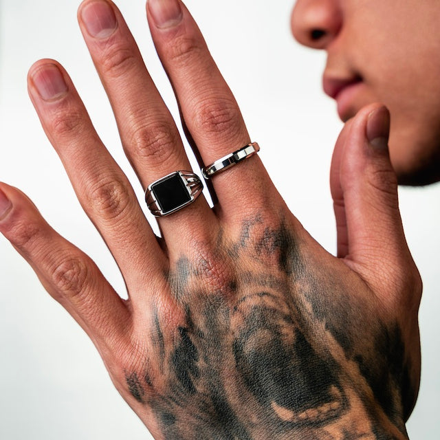 Minimal Ring Set in Silver – RoseGold & Black Pty Ltd